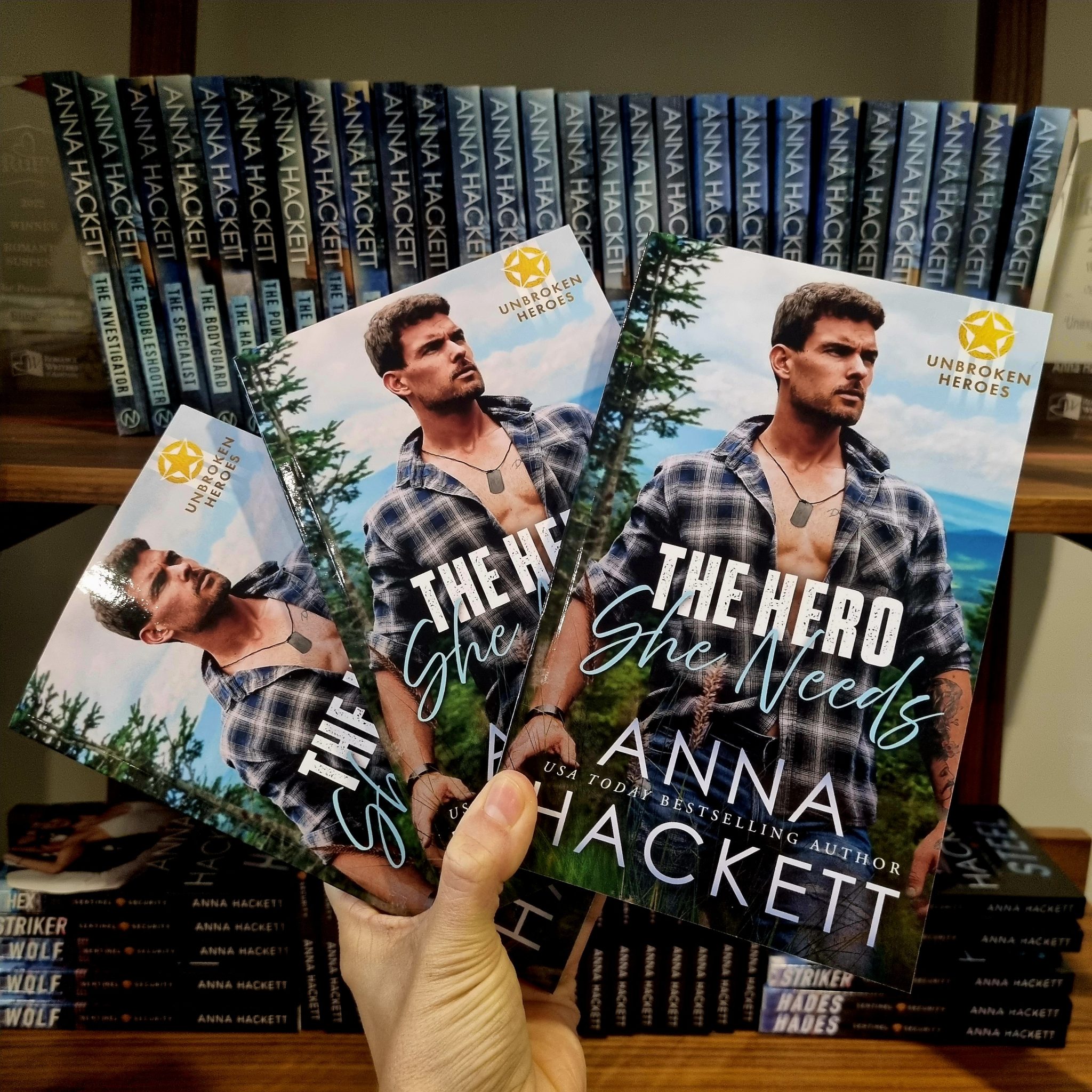 Cover Reveal: The Hero She Wants - Anna Hackett